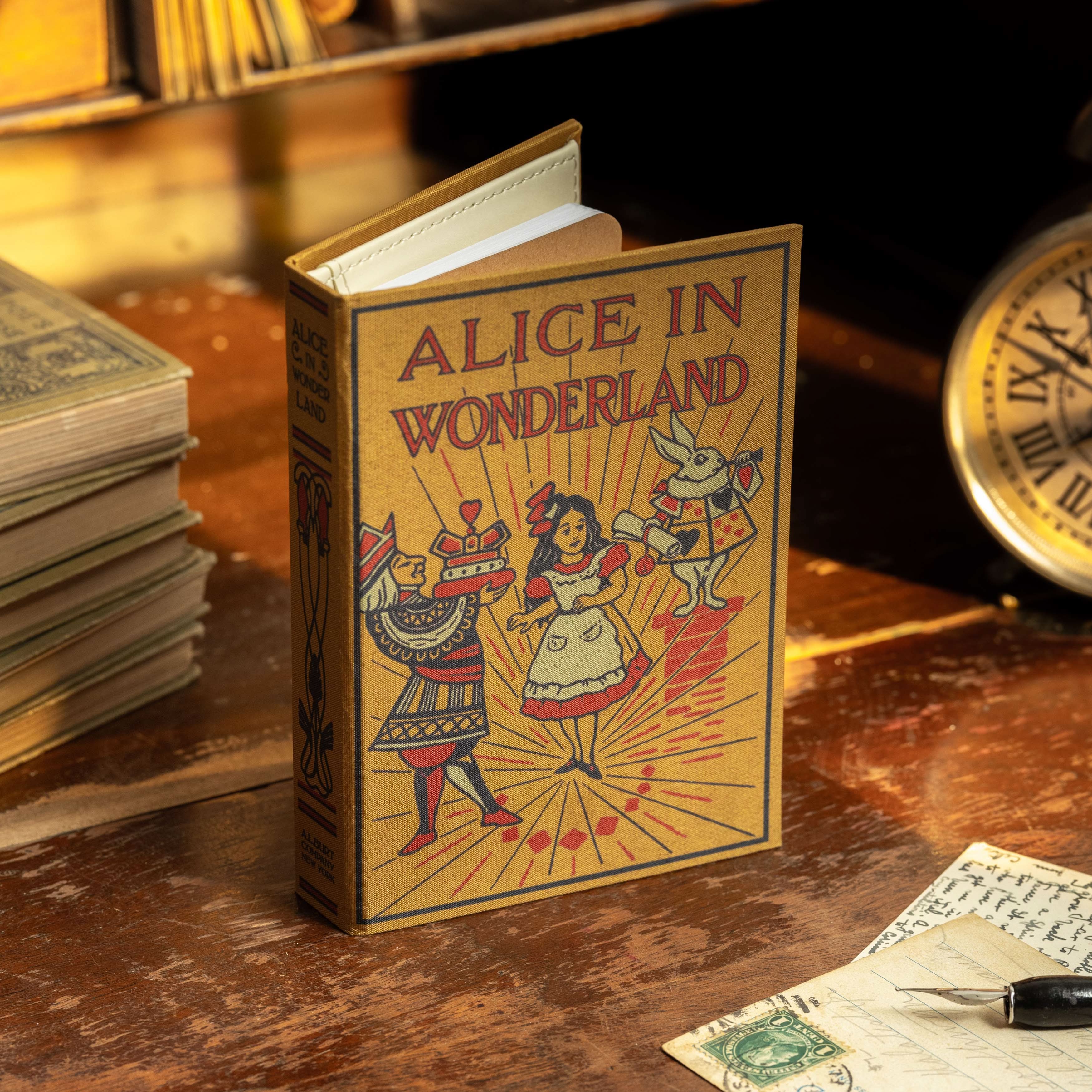'Alice in Wonderland' Lewis Carroll 1865 Passport/Notebook Wallet ...